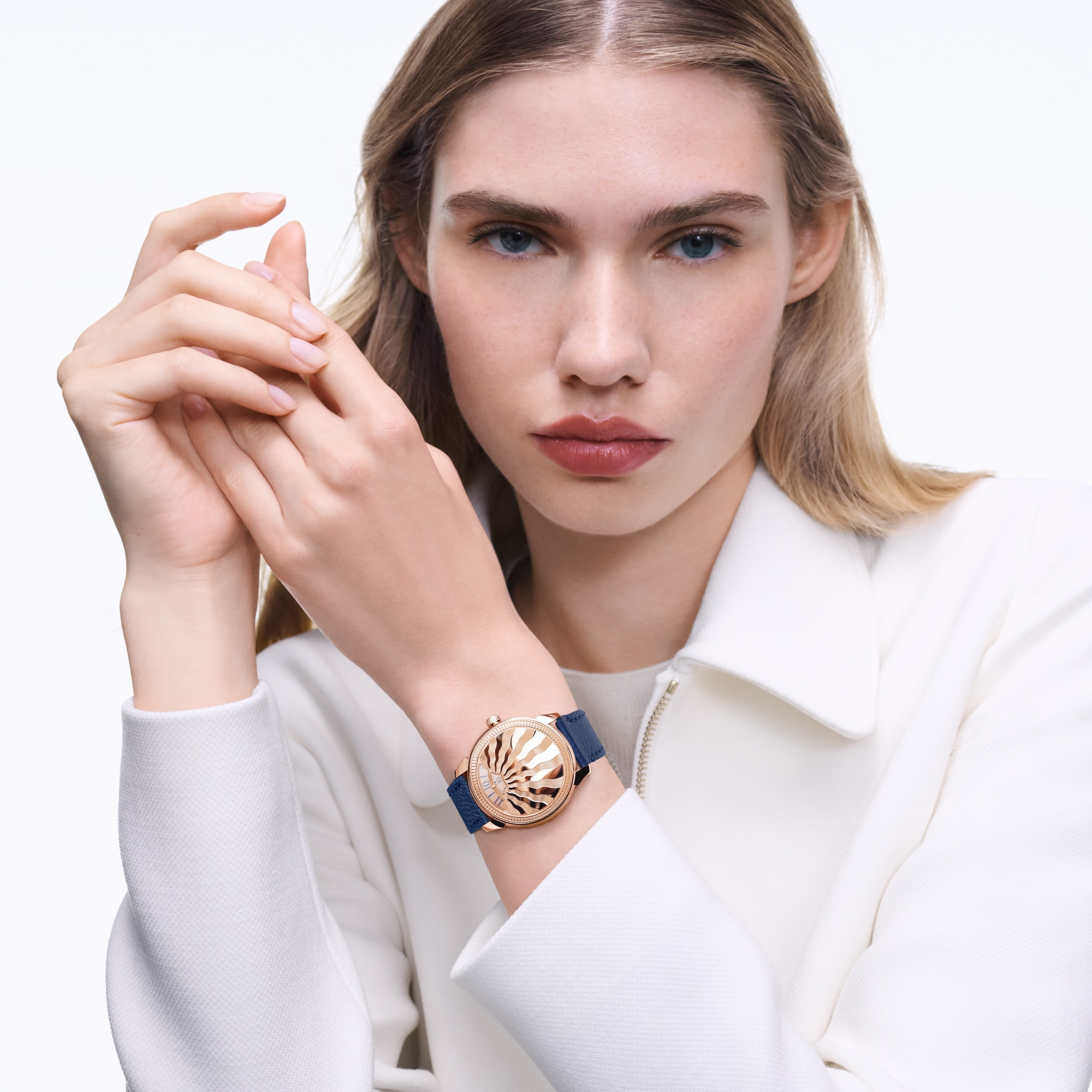 땅부르 컨버전스 (Tambour Convergence), 오토매틱, 37mm, 핑크 골드 기요슈 (Guilloché) - 워치 ...